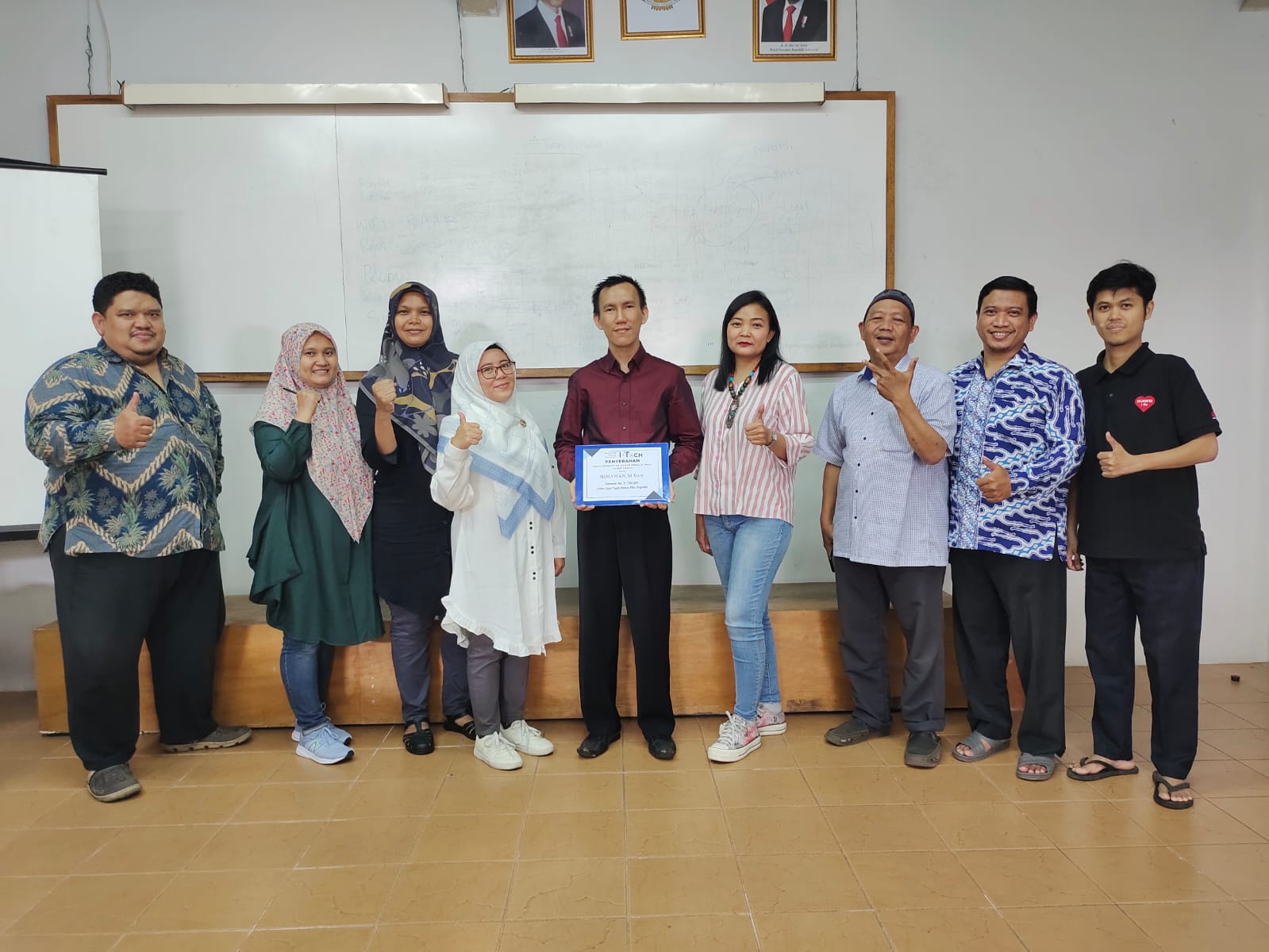 Penyerahan Dana Penelitian PDP ( STTI NIIT I-Tech )